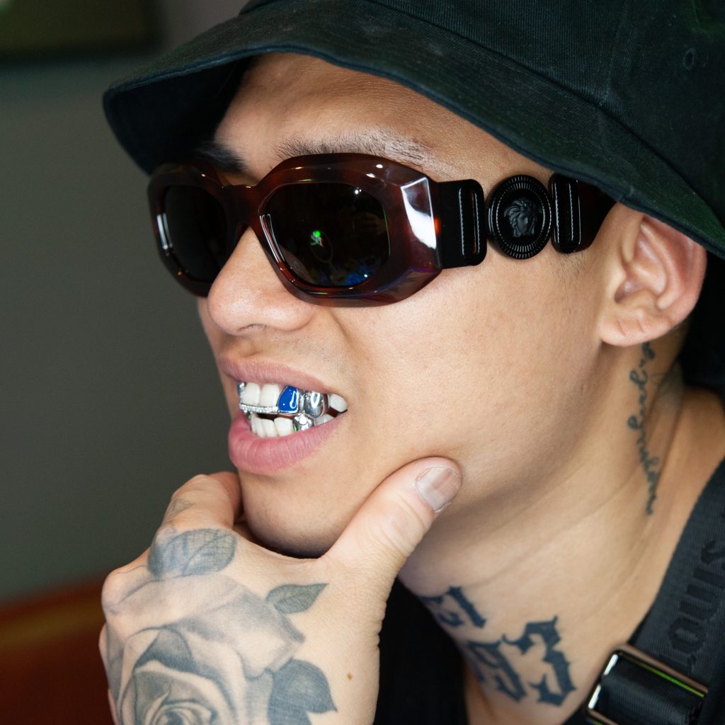 Blue Iced Out Grillz – GRILLZSAIGON